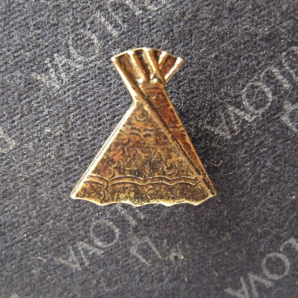 Unique Vintage | Jewelry | Vintage Lapel Pin Native American Indian ...